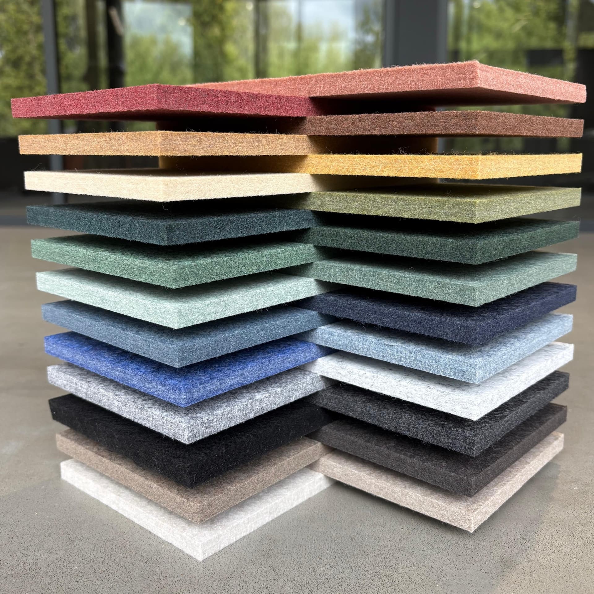 Specialist in sustainable PET felt | EASYfelt